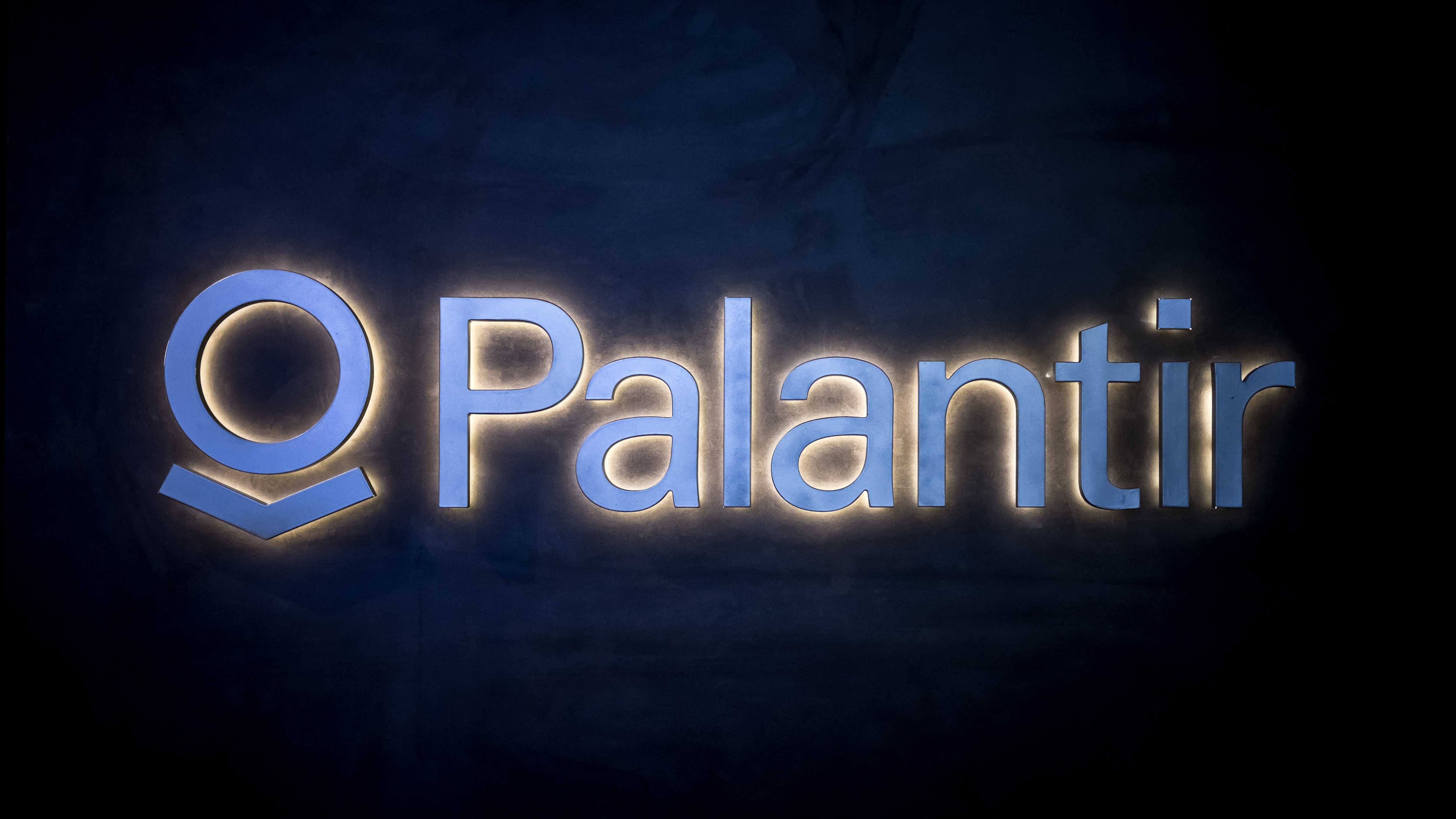 Palantir, le bras armé d'un technofascisme ascendant - Élucid