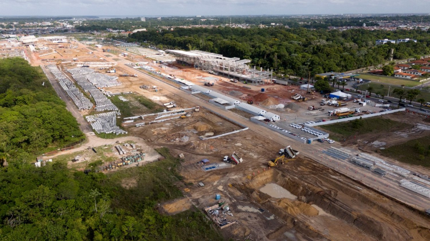 Une COP30 sur fond de déforestation : l’autoroute controversée ...